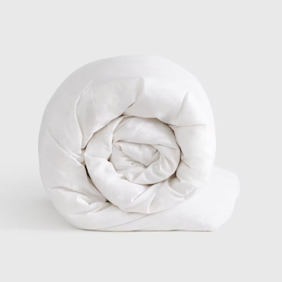 Quince | Bedding | Quince Lightweight Luxe Goose Down Comforter Kingcal ...